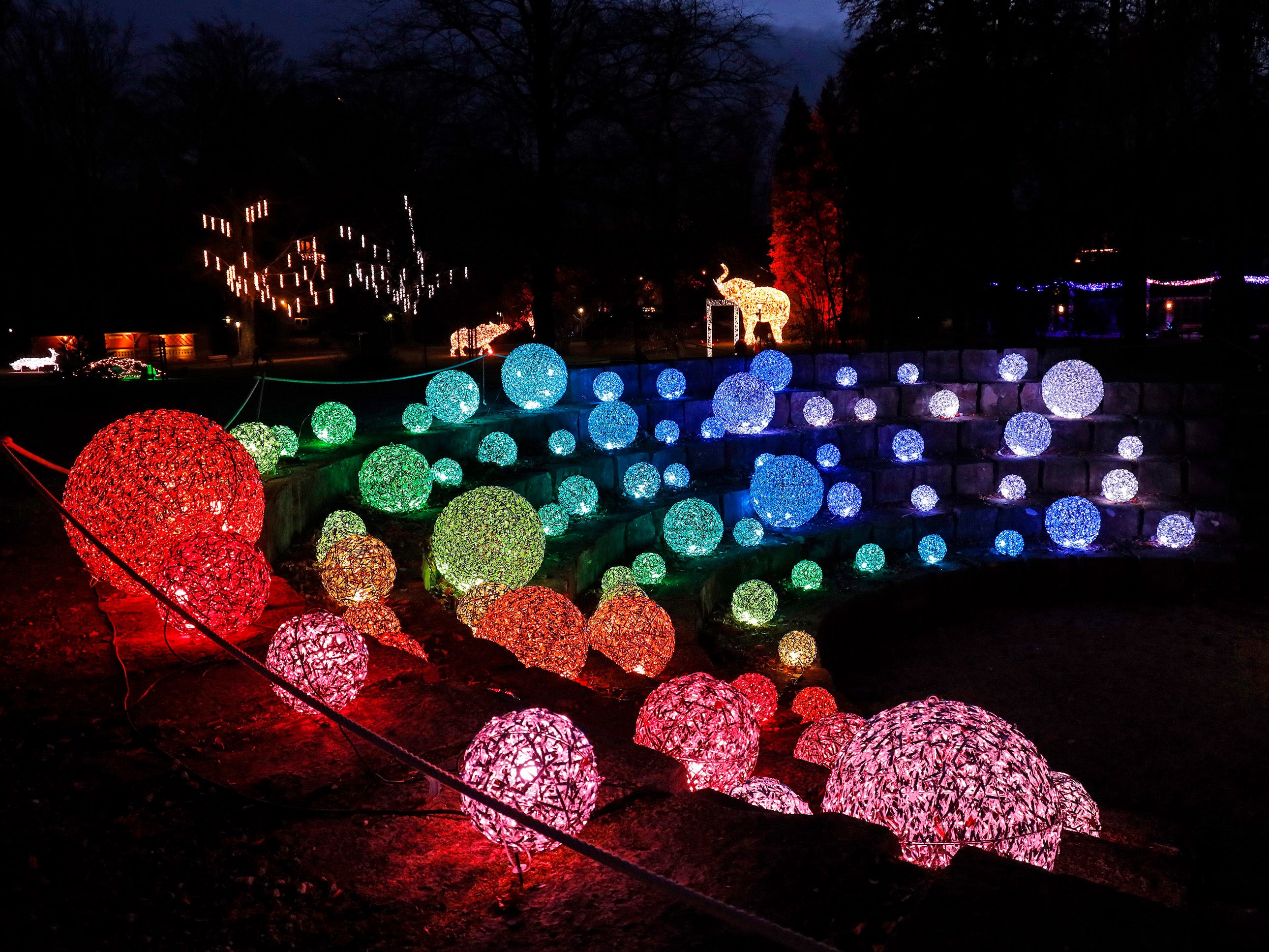 Collection Line Christmas | Universal Statues LLC