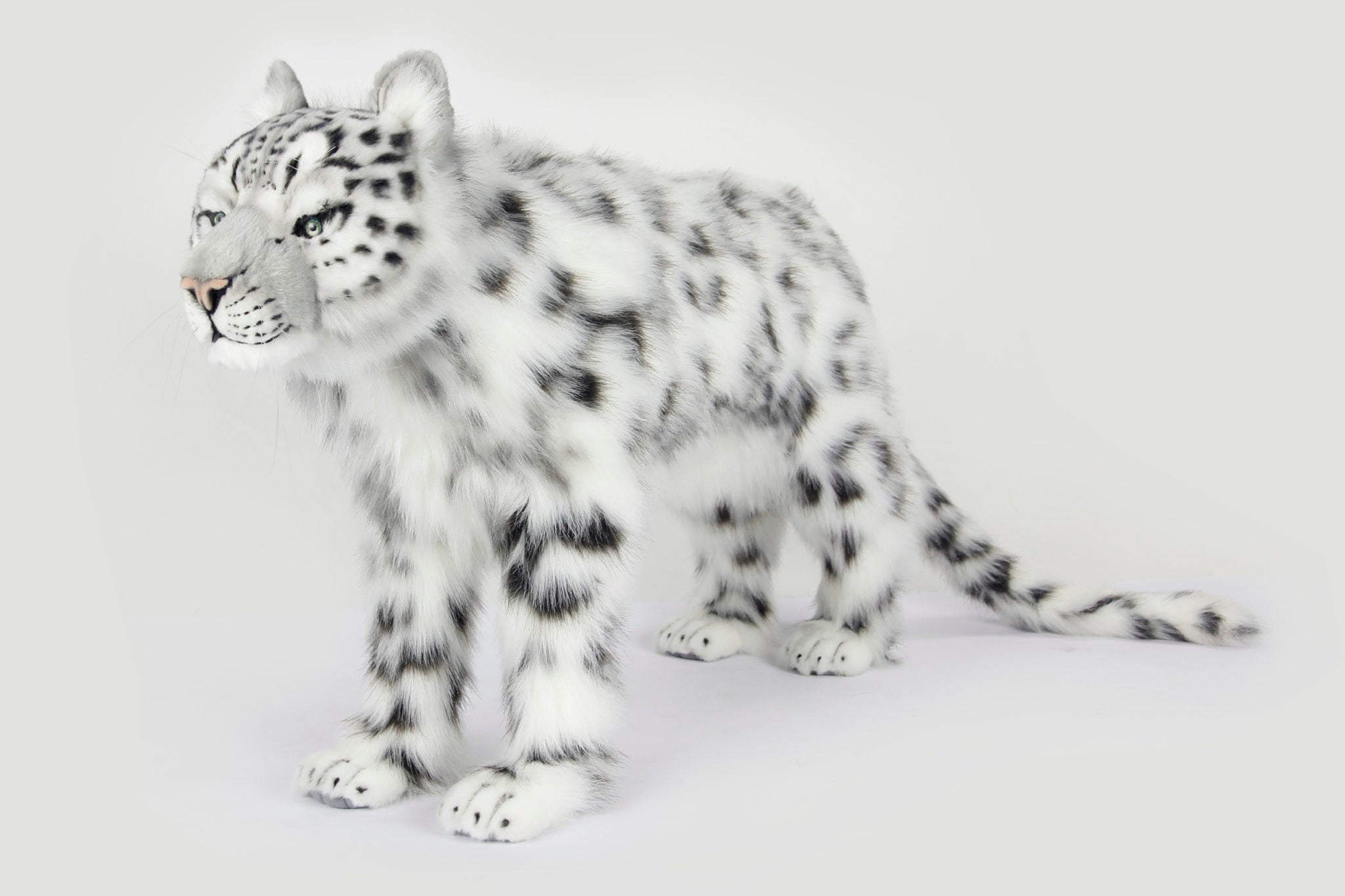 Snow Leopard Seat 78cmL – Universal Statues LLC
